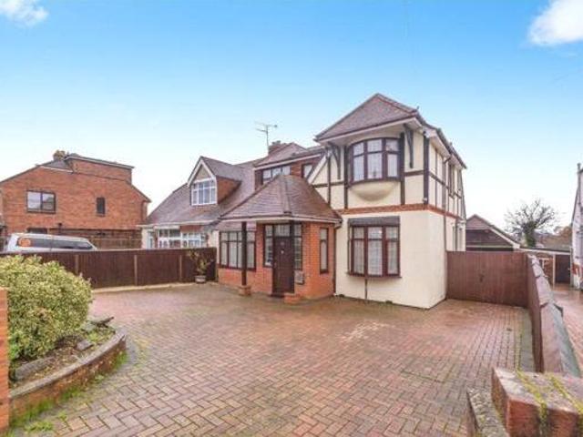 The Dale, Waterlooville, 4 Bedroom Semi detached
