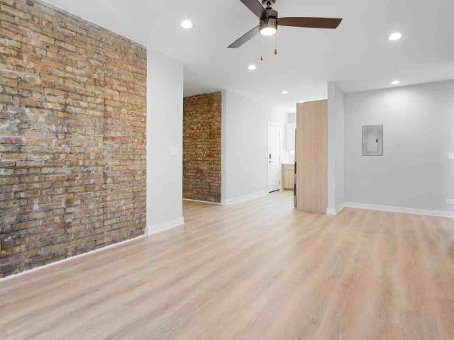 The Damen Fargo 3 Bedroom Apartment for Rent at 7381 N Damen Ave, Chicago, IL 60645 Rogers Park