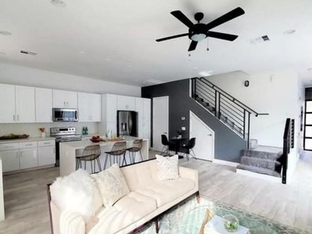 The Dexters 3 Bedroom Apartment for Rent at 3900 N 30th St, Phoenix, AZ 85016