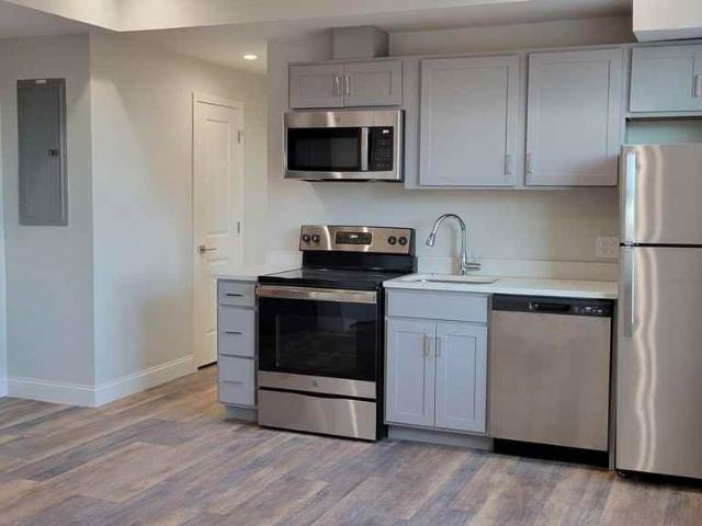 The Debora Studio Apartment for Rent at 741 Seward St, Detroit, MI 48202 Central