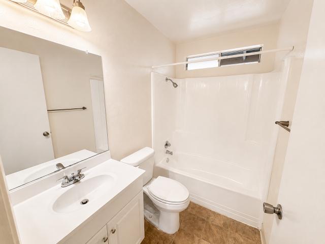 The Del Ciervo Apartments 1 Bedroom Apartment for Rent at Del Ciervo Apts, A Co Tenancy, Oxnard, CA 93030 La Colonia