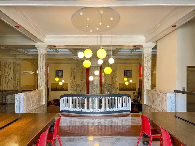 The Del Prado 2 Bedroom Apartment for Rent at 5307 S Hyde Park Blvd, Chicago, IL 60615 Hyde Park