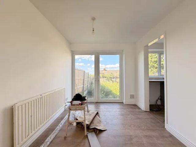 The Dell, Kirkby In Ashfield, NG17, Property for rent
