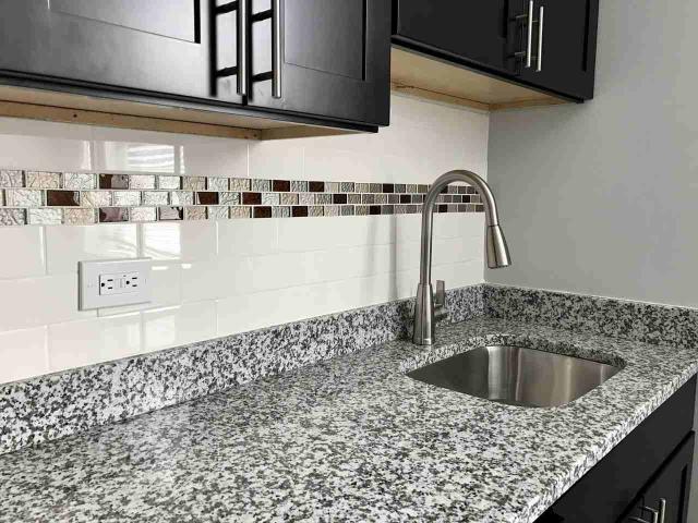 The Dickens Courtyard 3 Bedroom Apartment for Rent at 3631 W Dickens Ave, Chicago, IL 60647 Logan Square