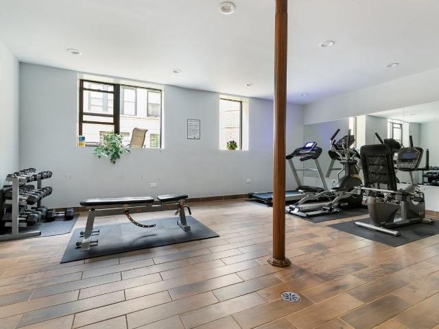 The Dickens Courtyard 3 Bedroom Apartment for Rent at 3631 W Dickens Ave, Chicago, IL 60647 Logan Square