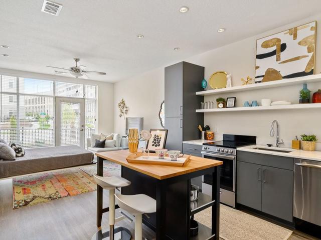 The District Flats 1 Bedroom Apartment for Rent at 8757 Penrose Ln, Lenexa, KS 66219