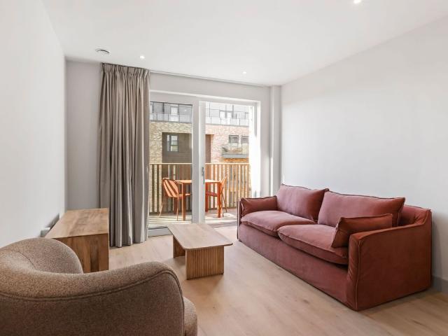 The Draper, Colindale, London NW9, 2 bed flat to rent, £2,701 pcm | PrimeLocation