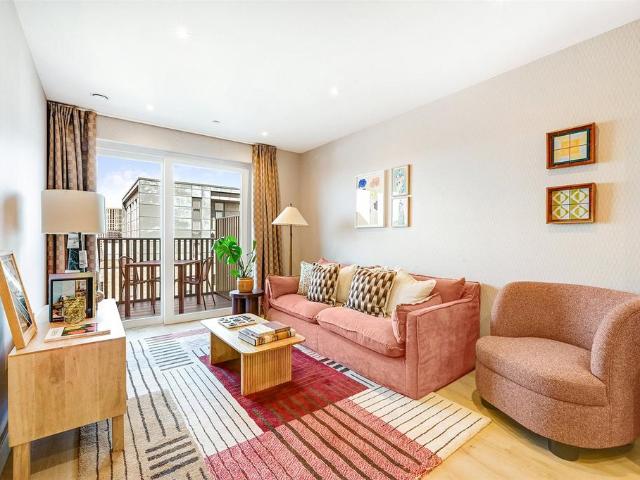 The Draper, 6 Caversham Rd, NW9 1 bed apartment to rent £2,150 pcm £496 pw