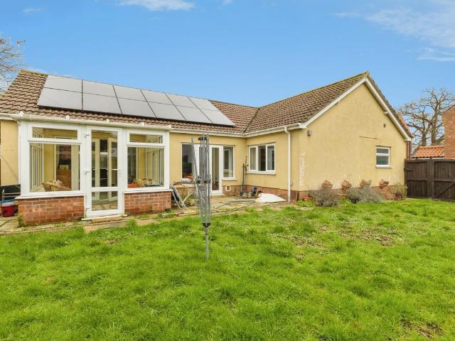 The Drift, Attleborough NR17, 3 bed bungalow to rent, £1,450 pcm | PrimeLocation