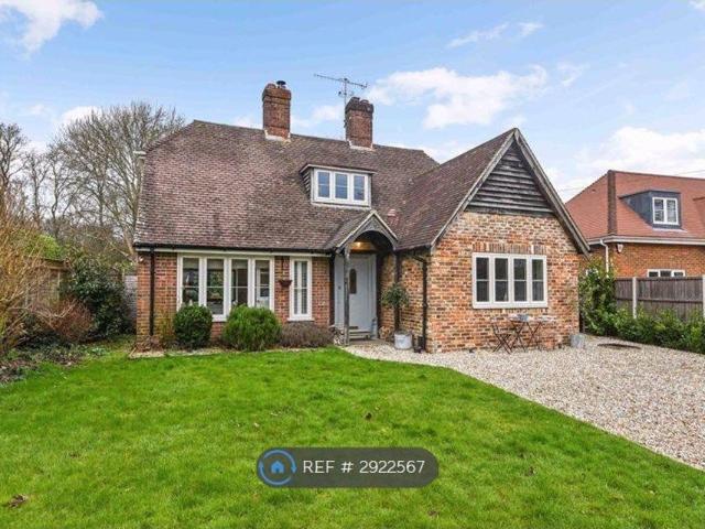 The Drive, Chichester PO19, 3 bed detached house to rent, £2,750 pcm | PrimeLocation