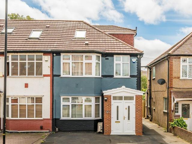 The Drive, Hounslow TW3, 4 bed property to rent, £3,350 pcm | PrimeLocation