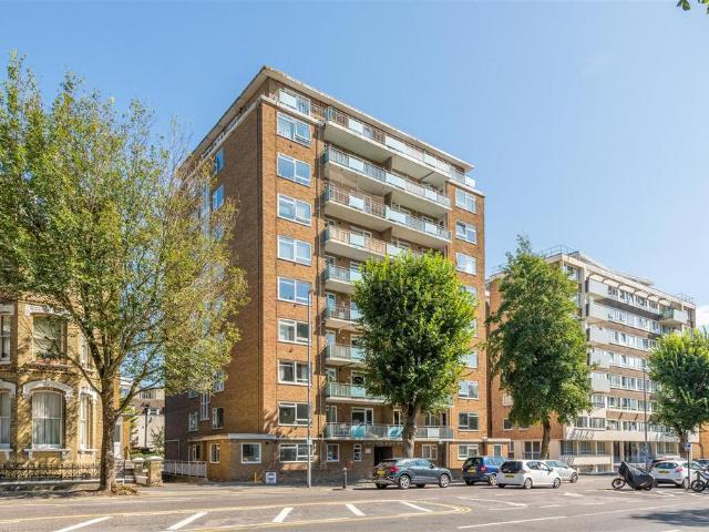 The Drive, Hove 2 bed apartment to rent £1,900 pcm £438 pw