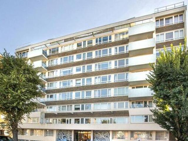 The Drive, Hove, 2 Bedroom Flat