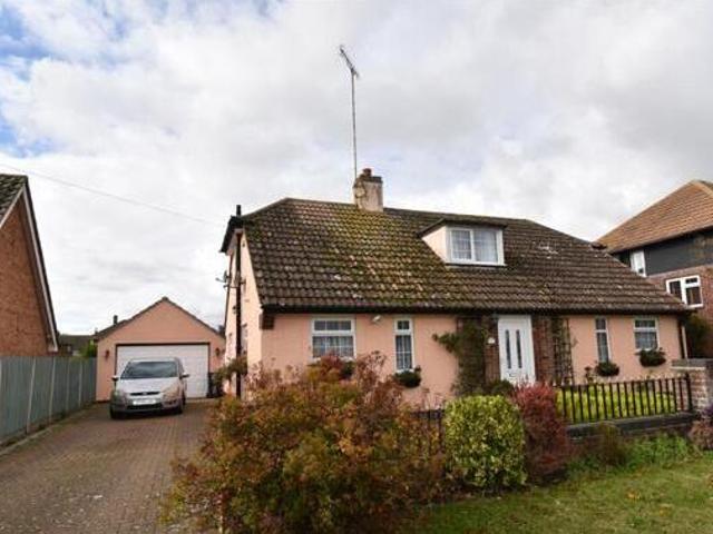 The Drive, Harwich, 4 Bedroom Bungalow