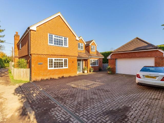 The Drive, Loxwood, Billingshurst RH14, 5 bed detached house to rent, £3,250 pcm | PrimeLocation