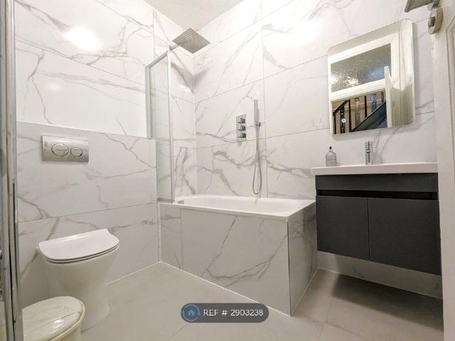The Drive, London NW11, 6 bed semi detached house to rent, £5,000 pcm | PrimeLocation