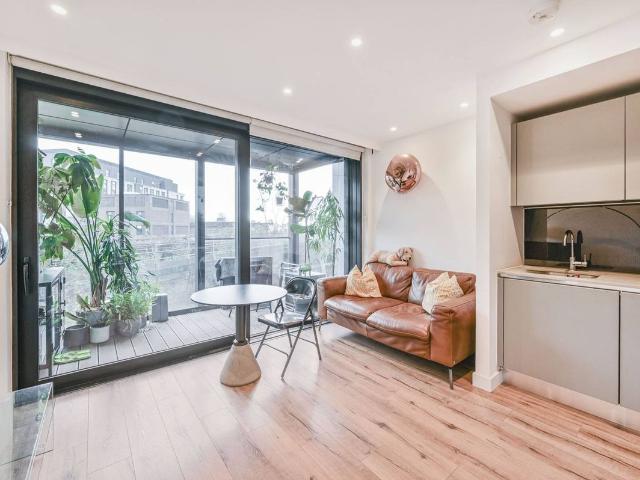The Dumont, Albert Embankment, London SE1, Studio to rent, £3,500 pcm | PrimeLocation