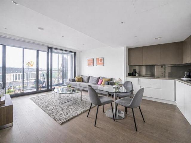 The Dumont, Albert Embankment, SE1 2 bed apartment to rent £4,983 pcm £1,150 pw