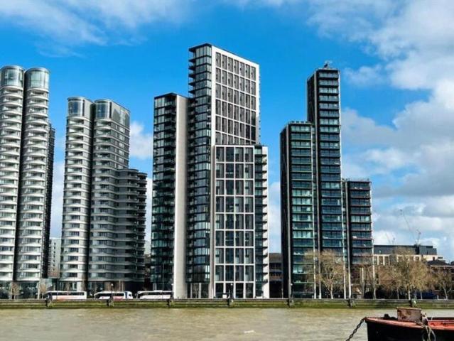 The Dumont, 27 Albert Embankment. 1 bed apartment to rent £2,900 pcm £669 pw