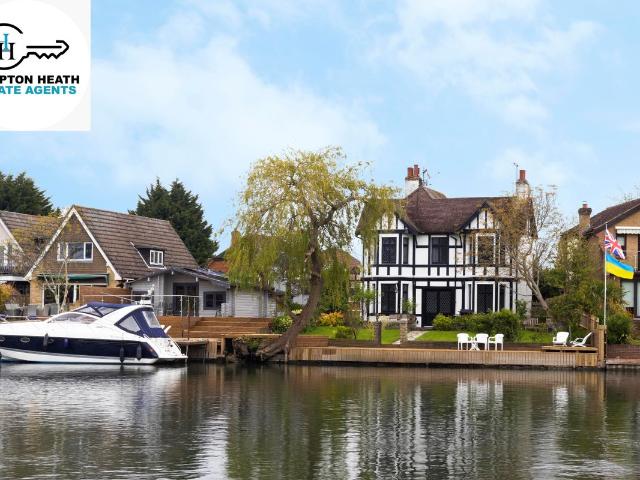 The Embankment, Wraysbury, Staines TW19, 6 bed detached house to rent, £6,500 pcm | PrimeLocation