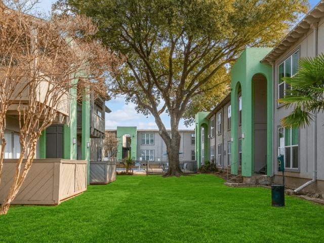 The Entro At Midtown 2 Bedroom Apartment for Rent at 5535 Harvest Hill Rd, Dallas, TX 75230 McShann Estates