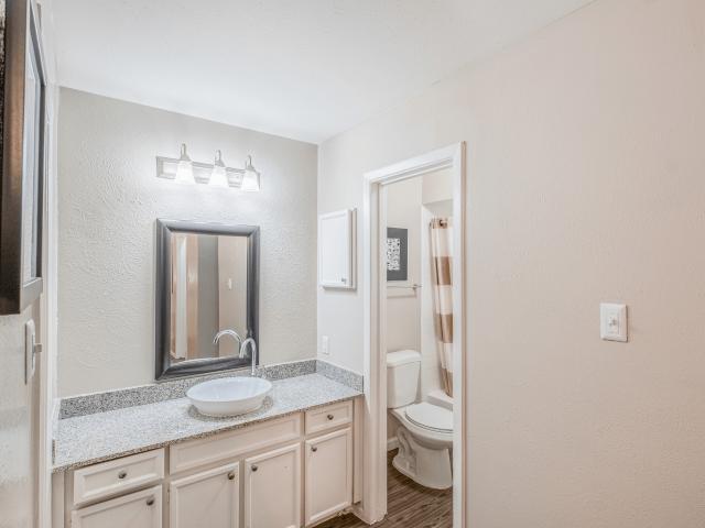 The Entro At Midtown 2 Bedroom Apartment for Rent at 5535 Harvest Hill Rd, Dallas, TX 75230 McShann Estates