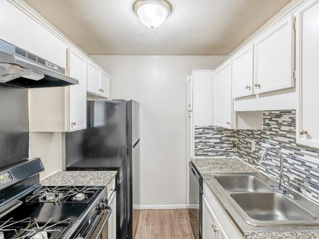 The Entro At Midtown 3 Bedroom Apartment for Rent at 5535 Harvest Hill Rd, Dallas, TX 75230 McShann Estates