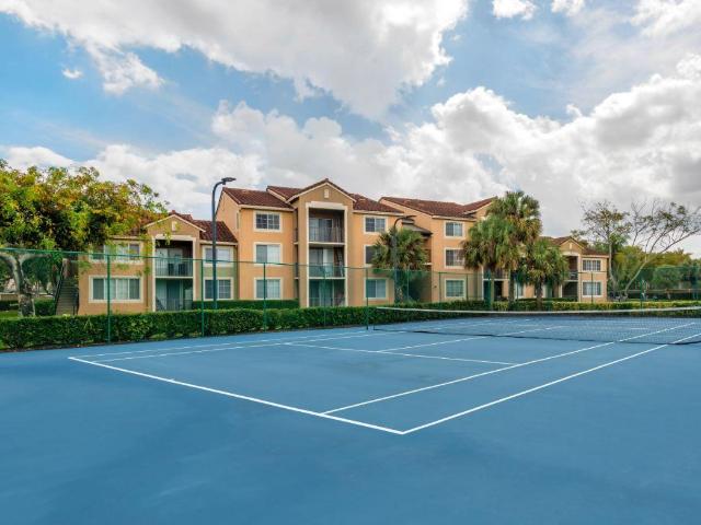 The Enclave Apartments at Waterways 3 Bedroom Apartment for Rent at 4359 Sw 10th Pl, Deerfield Beach, FL 33442