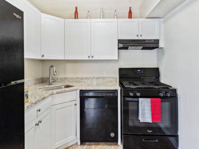 The Enclave at Kings Orchard