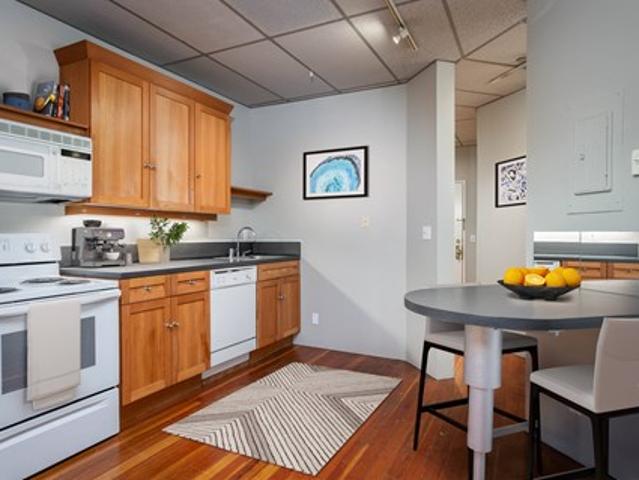 The Eaton Building 1 Bed x 1 Bath