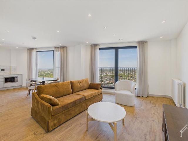 The Eades, Selborne Road London E17, 2 bed flat to rent, £2,800 pcm | PrimeLocation