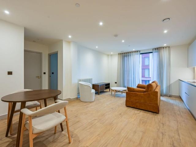 The Eades, Walthamstow Central, Walthamstow E17, 1 bed flat to rent, £2,390 pcm | PrimeLocation
