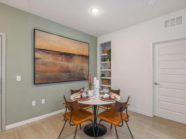 The Easton Riverview Apartments 1 Bedroom Apartment for Rent at 14471 Stagedoor Johnny Pl, Sun City Center, FL 33573 Kings Point Condominiums
