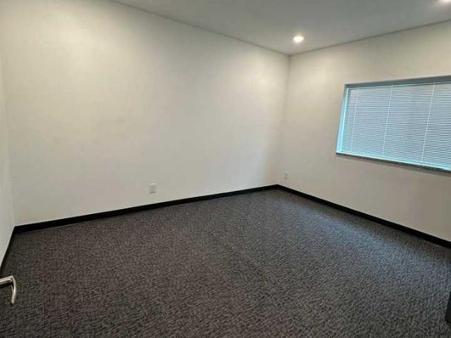 The Eastview 3 Bedroom Apartment for Rent at 1922 Wilson Ave, St. Paul, MN 55119 Conway