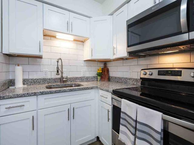 The Echelon 1 Bedroom Apartment for Rent at 344 Firwood Dr, Dayton, OH 45419 Shroyer Park