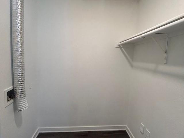 The Echo Park 1 Bedroom Apartment for Rent at 321 E 8th St, Dallas, TX 75203 Lake Cliff