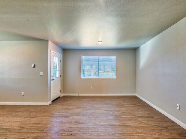 The Edge Apartments 2 Bedroom Apartment for Rent at 2818 Meridian Ave E, Edgewood, WA 98371