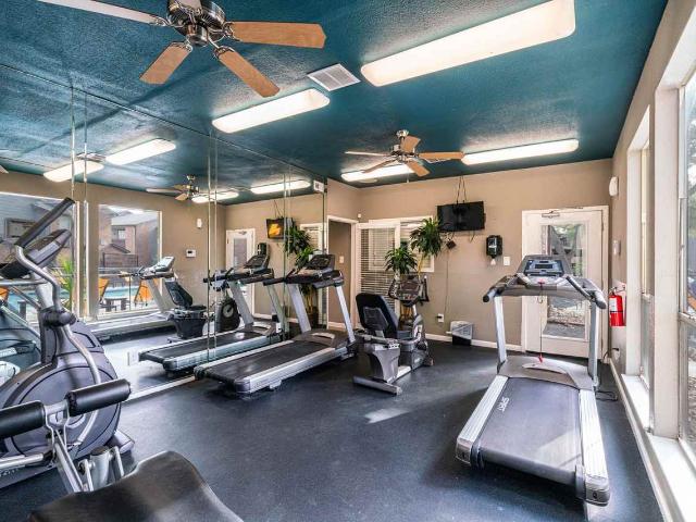 The Edge at Clear Lake 2 Bedroom Apartment for Rent at 2323 W Bay Area Blvd, Webster, TX 77598