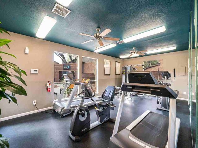 The Edge at Clear Lake 2 Bedroom Apartment for Rent at 2323 W Bay Area Blvd, Webster, TX 77598