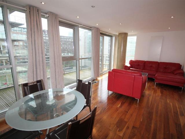 The Edge, Clowes Street M3, 2 bed flat to rent, £1,400 pcm | PrimeLocation