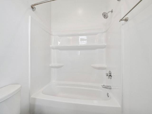 The Edge Edge Townhomes 3 Bedroom Apartment for Rent at 1525 1525 1585 Forest Lake Drive, Tuscaloosa, AL 35401