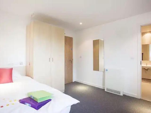 The Edinburgh College Residence Student Accommodation | Amber
