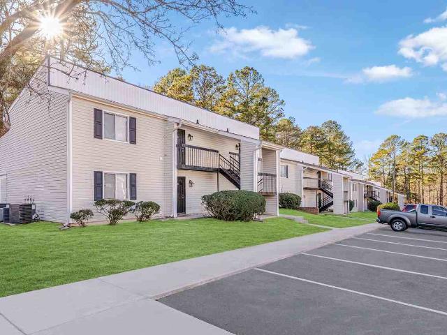 The Element Apartments 2 Bedroom Apartment for Rent at 1400 Wyldewood Road, Durham, NC 27704
