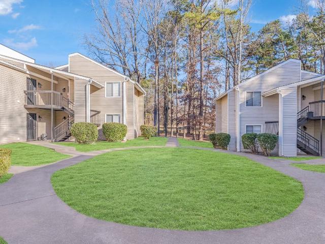 The Element Apartments 2 Bedroom Apartment for Rent at 1400 Wyldewood Road, Durham, NC 27704