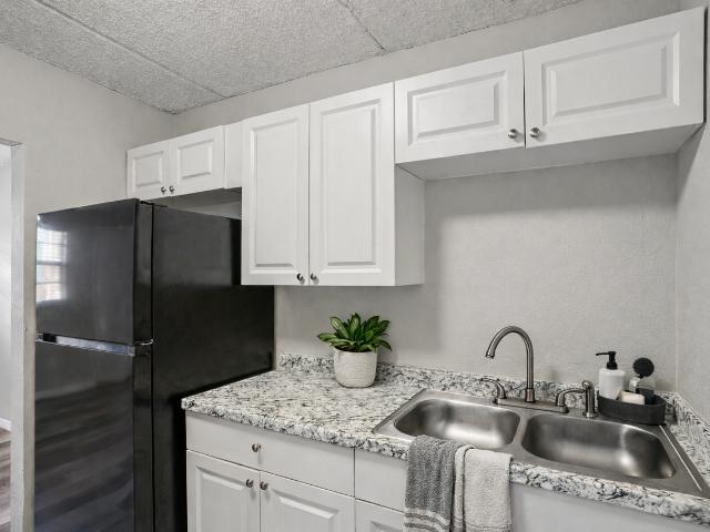 The Element at 464 2 Bedroom Apartment for Rent at 464 Brentwood Dr, Daytona Beach, FL 32117