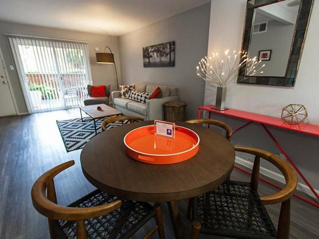The Eleven Hundred Apartments 3 Bedroom Apartment for Rent at 1100 Howe Ave, Sacramento, CA 95825