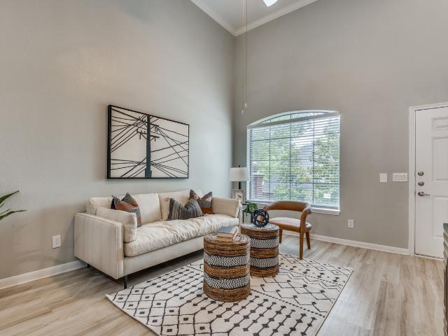 The Ellington Apartments 1 Bedroom Apartment for Rent at 4701 Preston Park Blvd, Plano, TX 75093
