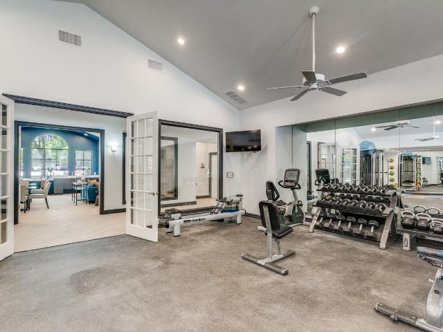 The Ellington Apartments 2 Bedroom Apartment for Rent at 4701 Preston Park Blvd, Plano, TX 75093
