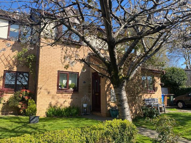 The Elms, Chorley PR6, 2 bed flat to rent, £700 pcm | PrimeLocation