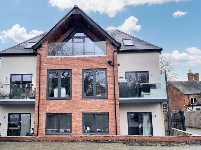 The Elms, High St B95, 2 bed flat to rent, £1,500 pcm | PrimeLocation